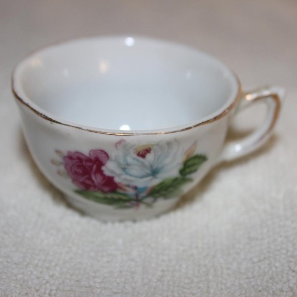 UNBRANDED | Art | Vintage Miniature Teacup White Floral Gold Trim ...